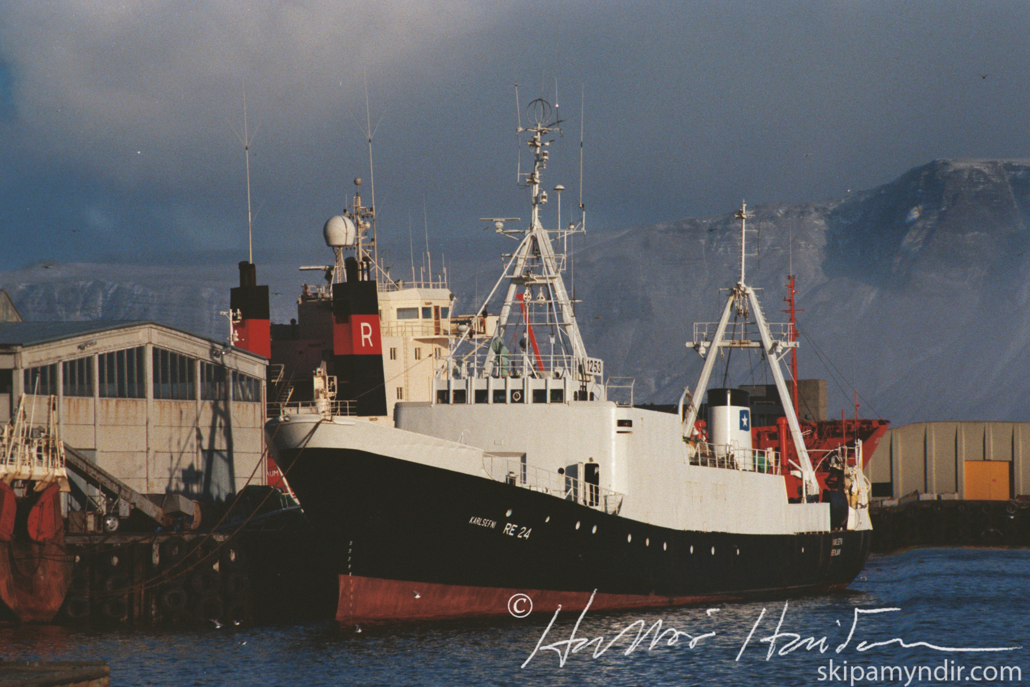 Karlsefni RE 24 – Skipamyndir Hafþórs Hreiðarssonar