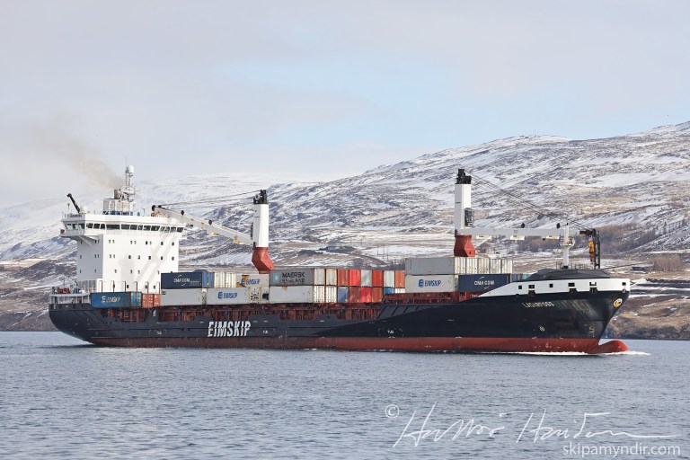 Lagarfoss kom til Akureyrar í morgun – Skipamyndir Hafþórs Hreiðarssonar